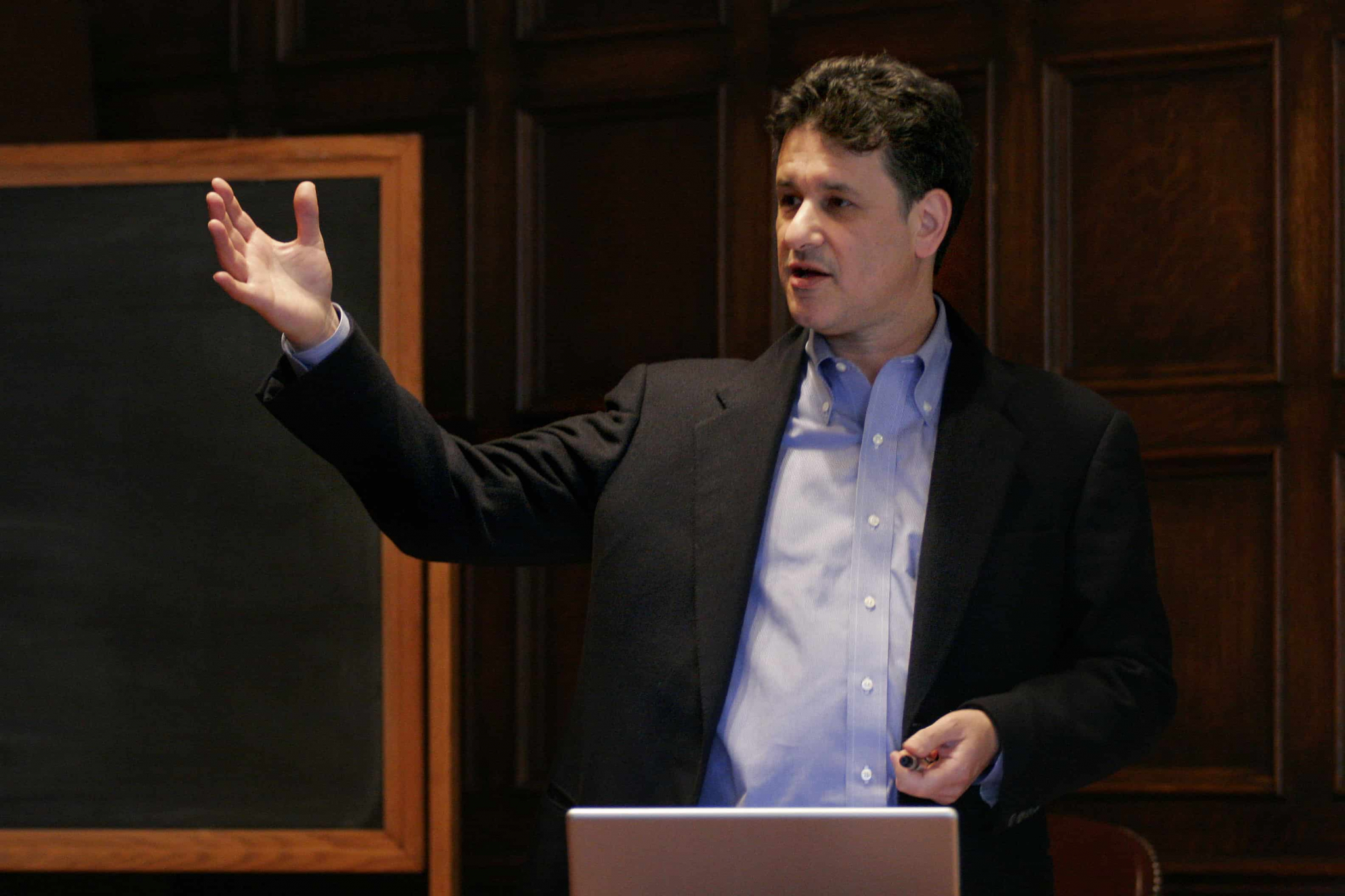Dr. Daniel Levitin’s organized mind – The Varsity